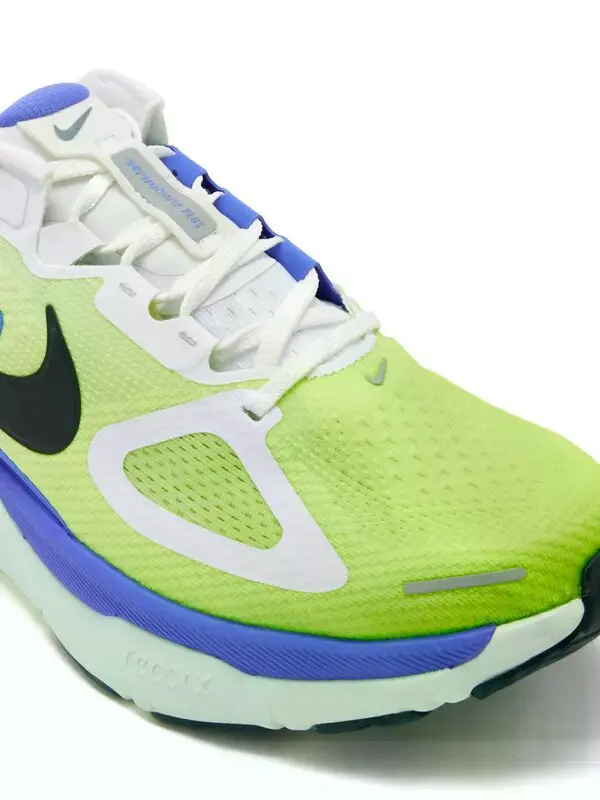 Nike Structure Plus Sneakers
