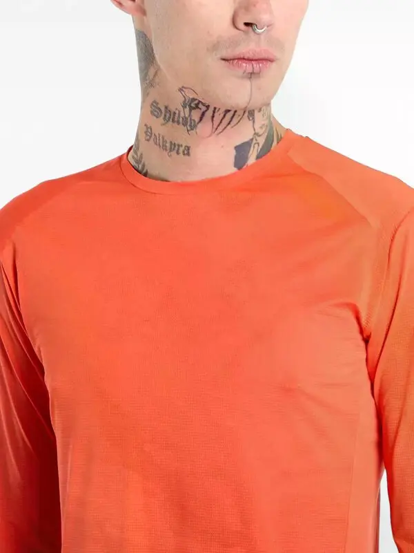 SOAR Long-sleeve T-shirt