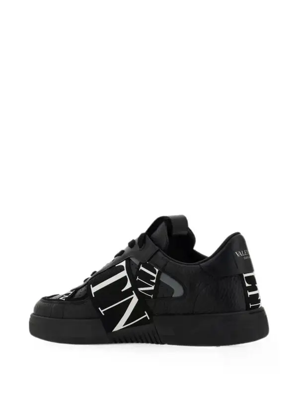 Valentino Garavani Vl7n Leather Low-top Sneakers