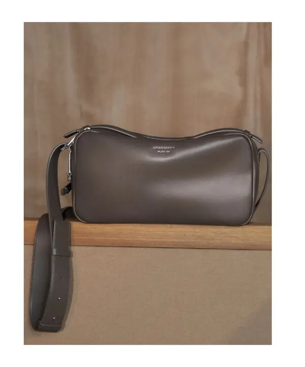 Emporio Armani Logo-print Leather Shoulder Bag