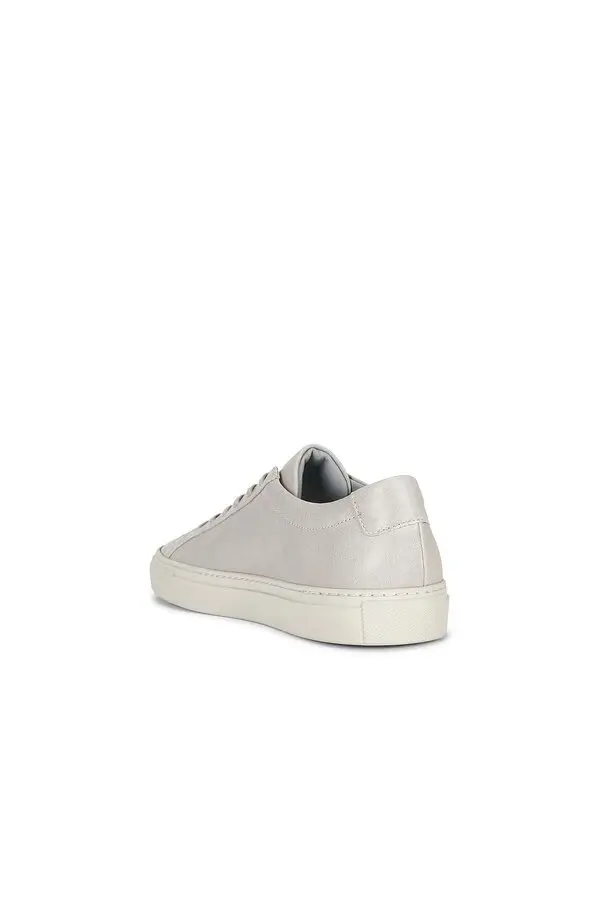 COMMON PROJECTS Lace-up Sneakers