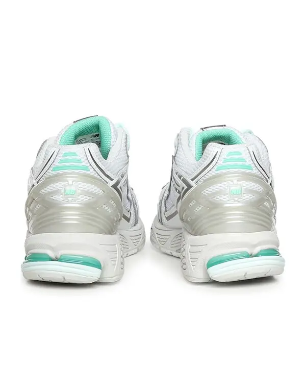NEW BALANCE 1906 Sneakers