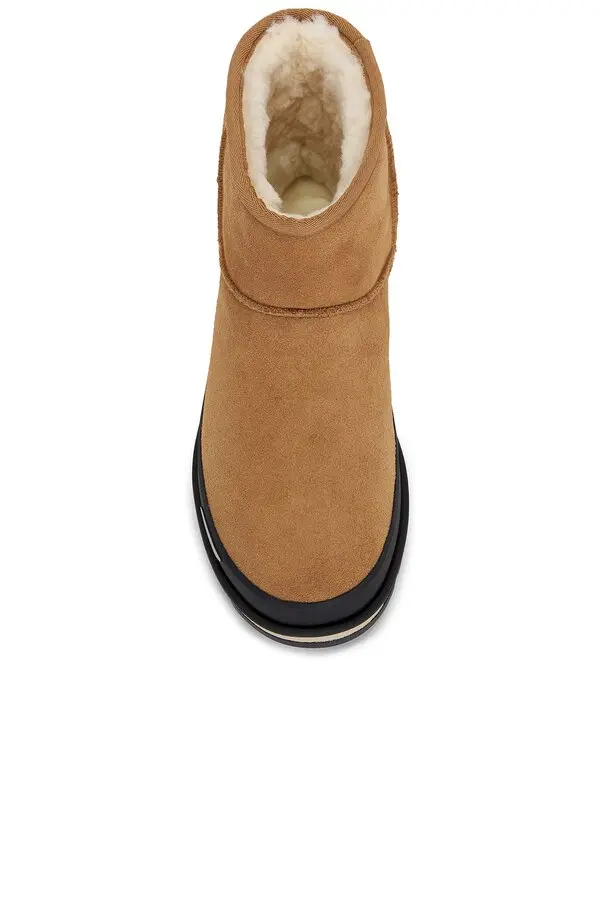 UGG Classic Mini Guard Gtx In Brown - Chestnut