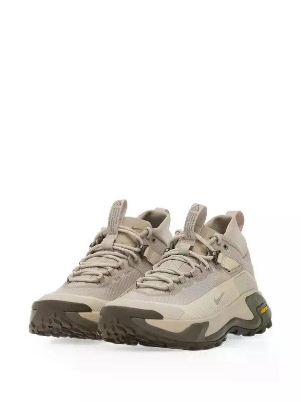 Nike Zegama Hike Sneakers - Neutrals