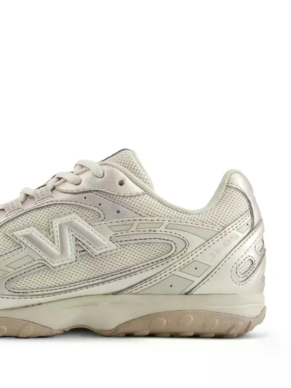 NEW BALANCE 204l V1 Metallic-finish Sneakers