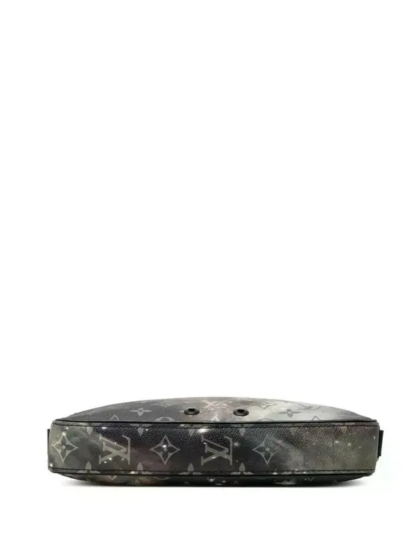 LOUIS VUITTON 2018 Monogram Galaxy Alpha Messenger Bag Crossbody Bag
