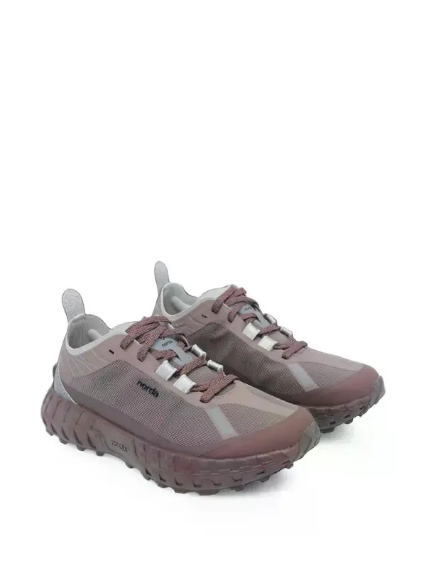 NORDA 001a Logo-print Low-top Sneakers