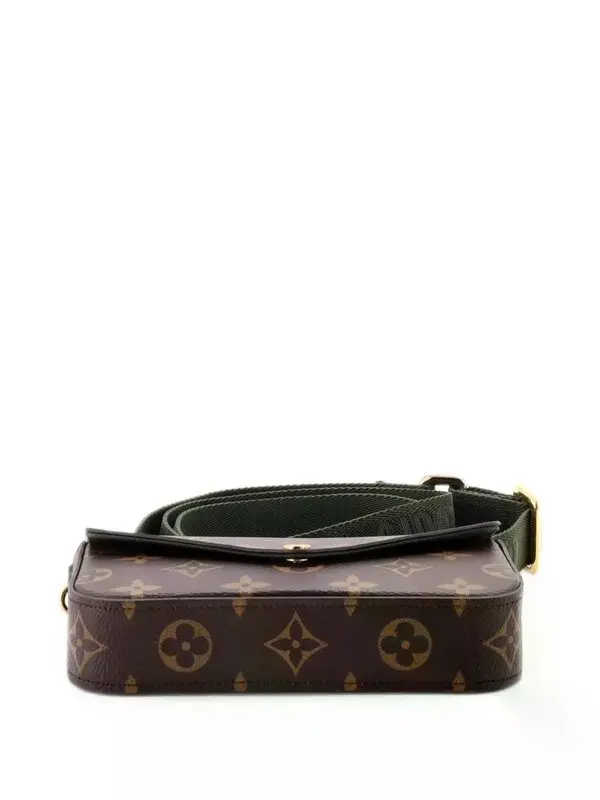 LOUIS VUITTON Felicie Strap & Go Handbag Monogram Canvas Crossbody Bag