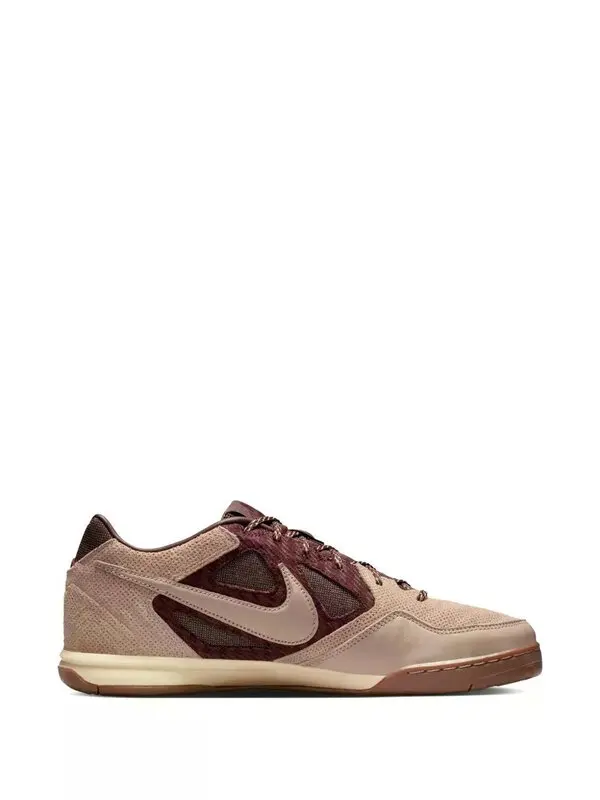 Nike Gato Sneakers