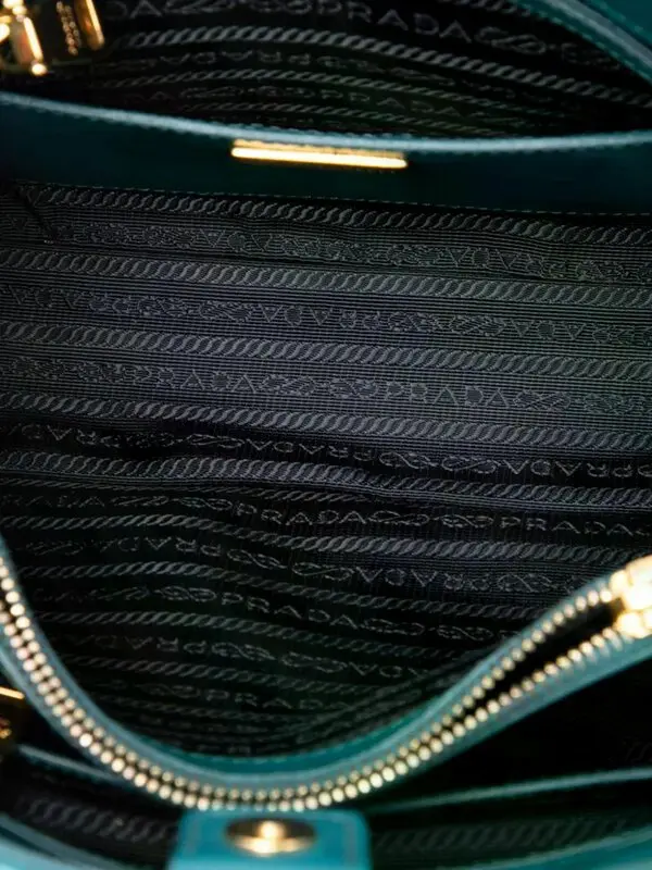 Prada 2010-2026 Medium Saffiano Lux Open Promenade Satchel