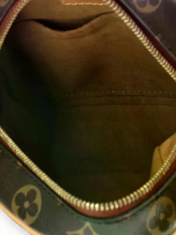 LOUIS VUITTON Boite Chapeau Souple Bag Monogram Canvas Mm Shoulder Bag - Brown