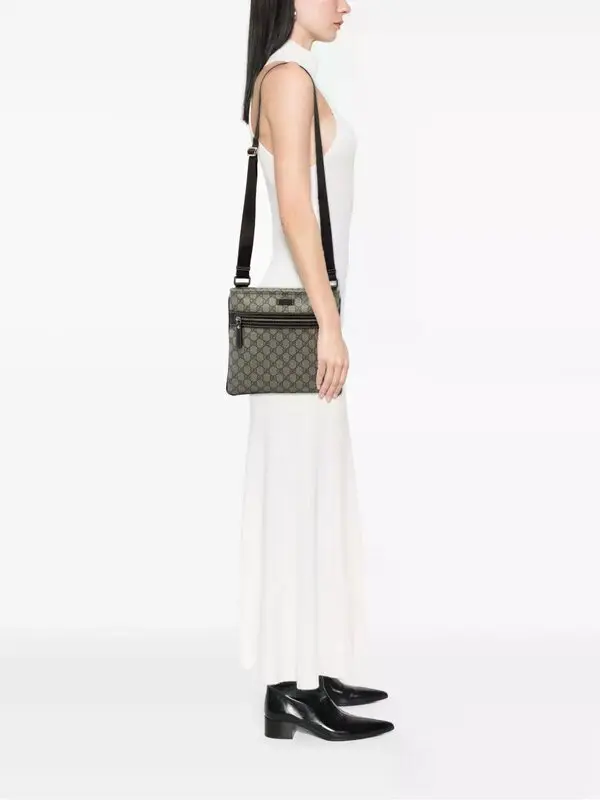 Gucci 2016-2026 Gg Supreme Crossbody Bag