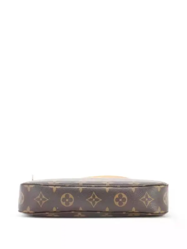 LOUIS VUITTON Pochette Accessoires Nm Monogram Canvas Clutch Bag - Brown