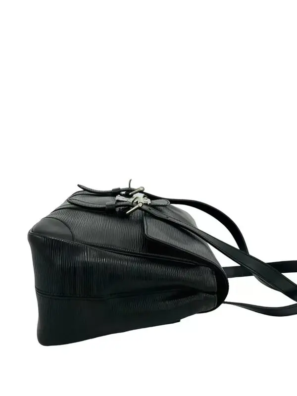 LOUIS VUITTON 2006 Epi Segur Mm Shoulder Bag