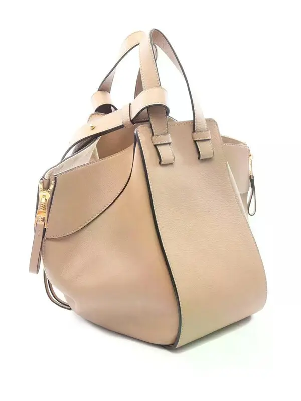 Loewe 2016-2026 Small Grained Calfskin Drawstring Hammock Bag Satchel