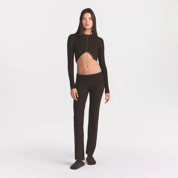 SKIMS Rounded Cropped Cardigan | Deep Neutral | | Essential Knit - Espresso