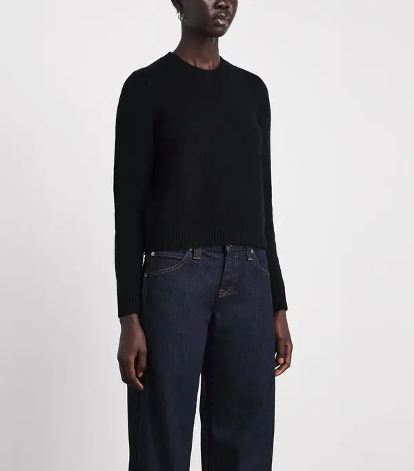 Khaite Cashmere Crew-neck Leta Sweater