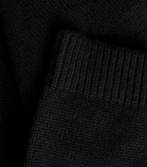 Khaite Cashmere Crew-neck Leta Sweater
