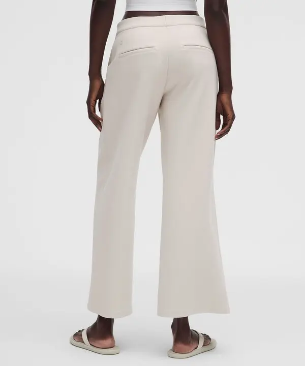 Lululemon Daydrift Mid-rise Cropped Wide-leg Trouser Short - Heathered Sand Dollar
