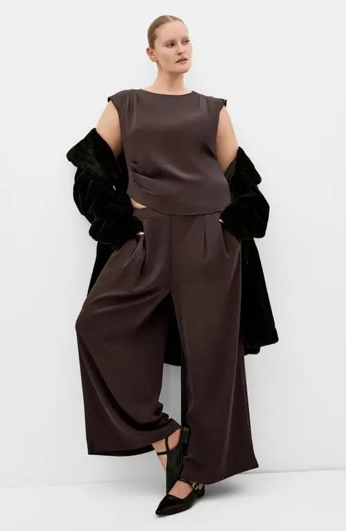 City Chic Jett Pleated Wide Leg Pants