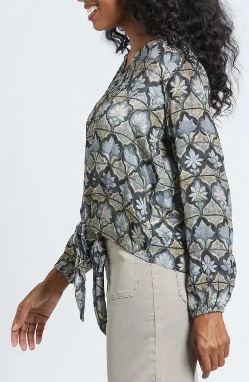 APNY Tie Front V-neck Top
