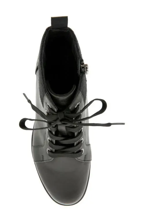 Munro Sara Leather Bootie