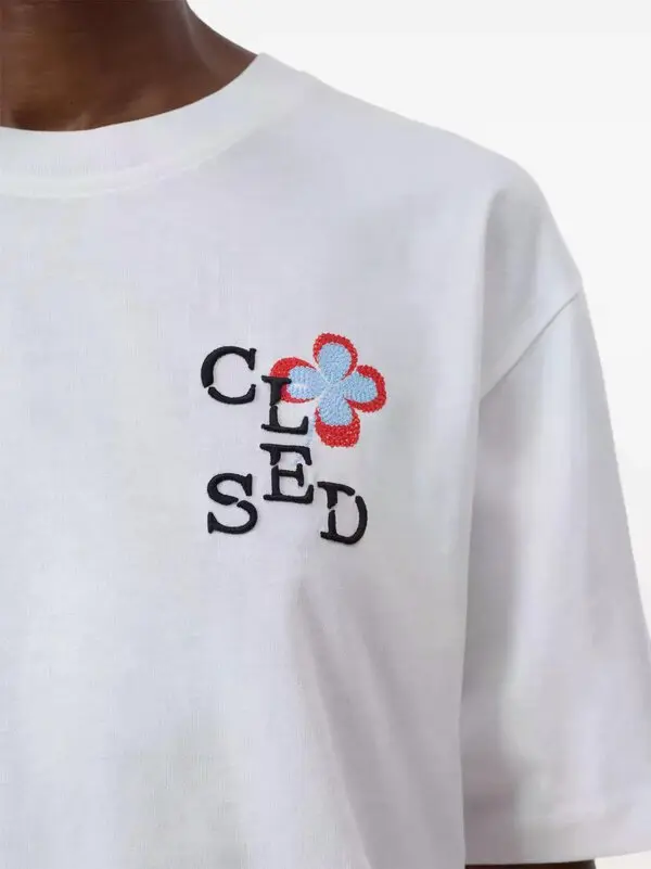 Closed Embroidered Logo-patch T-shirt