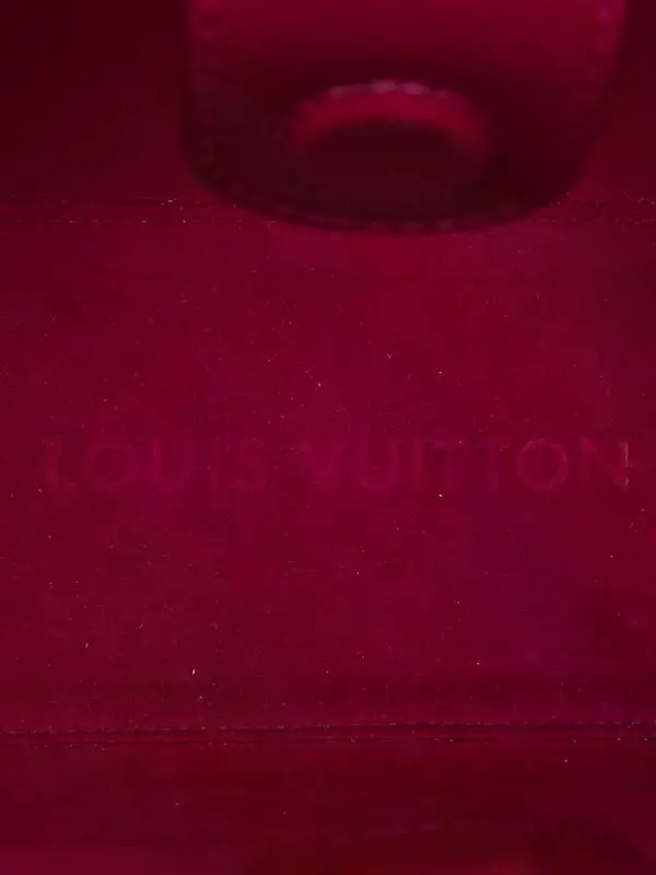 LOUIS VUITTON 2000-2026 Monogram Vernis Long Beach Pm Shoulder Bag