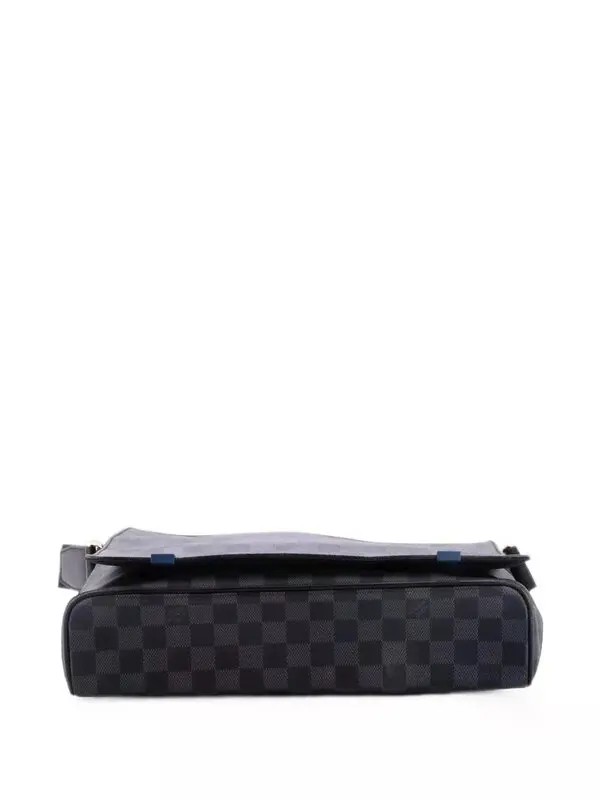 LOUIS VUITTON District Nm Messenger Bag Damier Graphite Mm Crossbody Bag