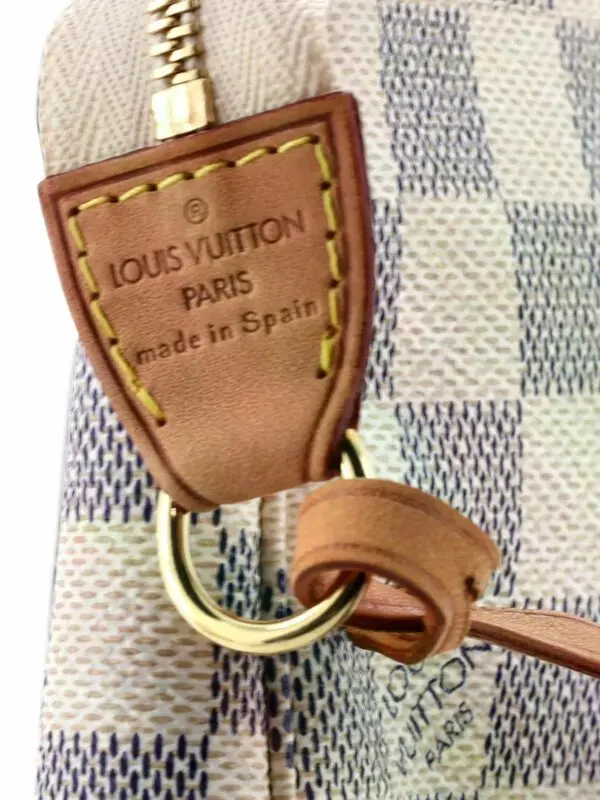 LOUIS VUITTON Pochette Accessoires Damier Clutch Bag