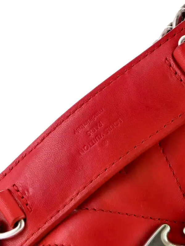 LOUIS VUITTON New Wave Chain Bag Quilted Leather Pm Shoulder Bag