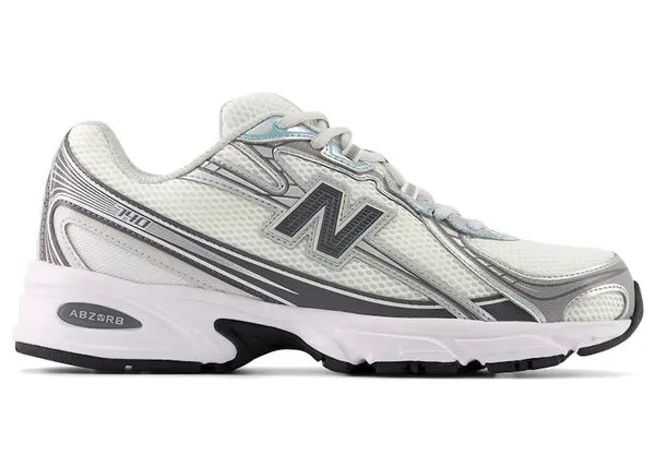 NEW BALANCE 740