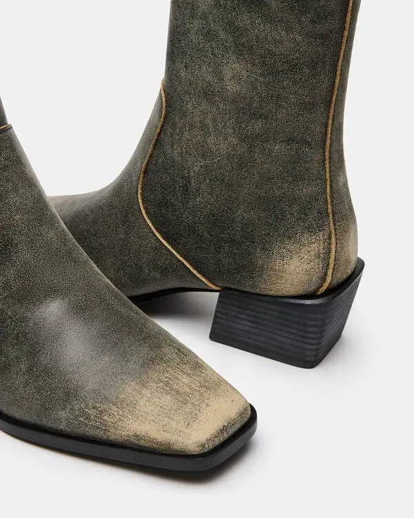 Steve Madden Judson Block Heel Booties