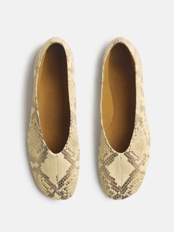 REFORMATION Blaine Flat Pale Snake - Yellow