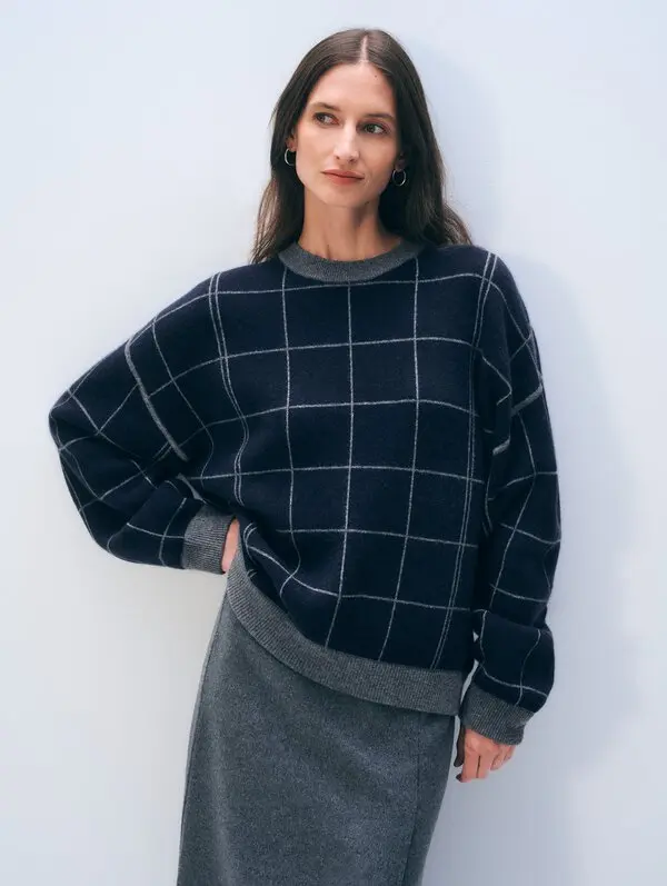 WHITE & WARREN Reversible Cashmere Blend Windowpane Sweatshirt In Size
