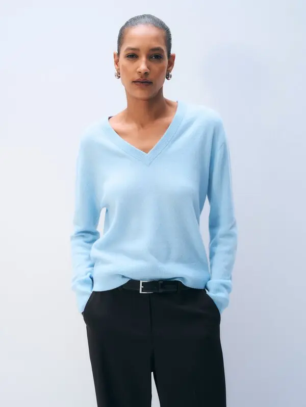 WHITE & WARREN Cashmere V Neck Sweater In Size