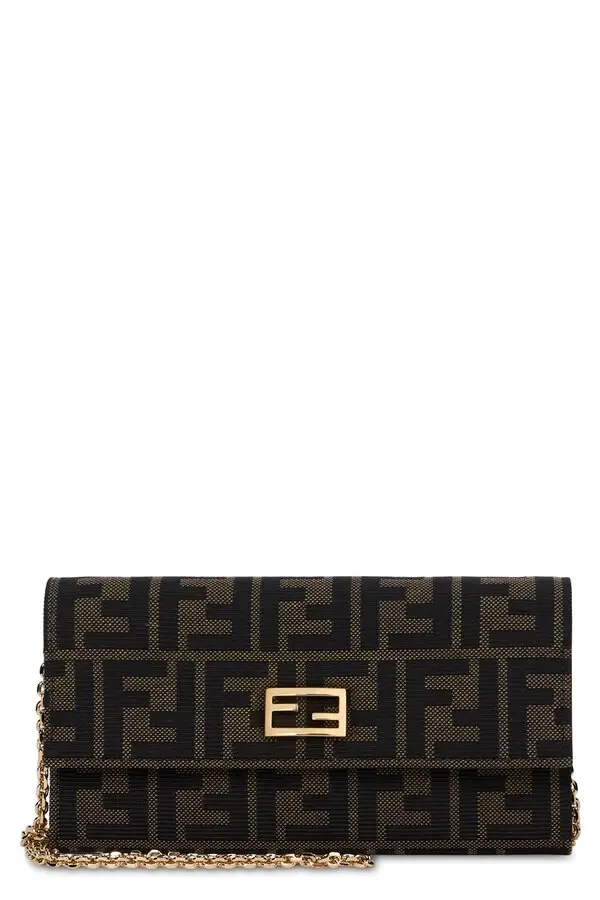 Fendi Clutch Continental With Embossed Details And Shoulder Strap - Brown
