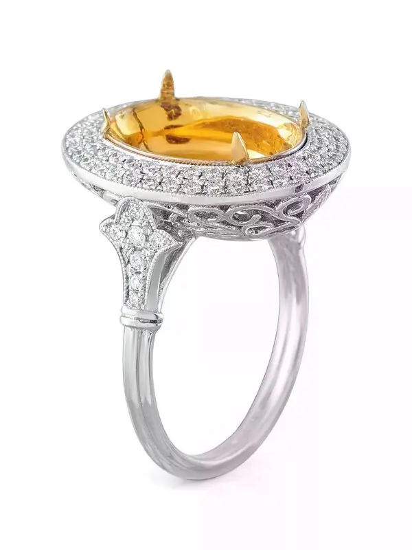 LB EXCLUSIVE Diamond Oval Halo Ring - Silver