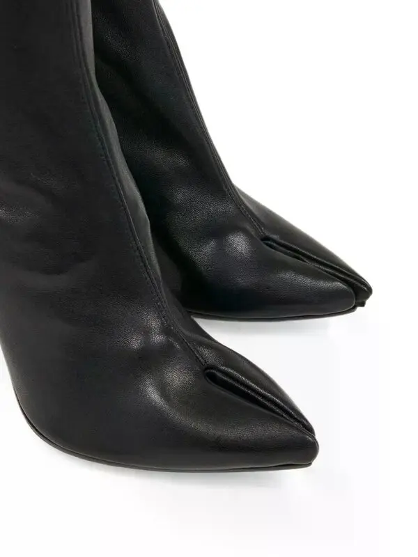 MAISON MARGIELA Tabi Claw Knee Boots