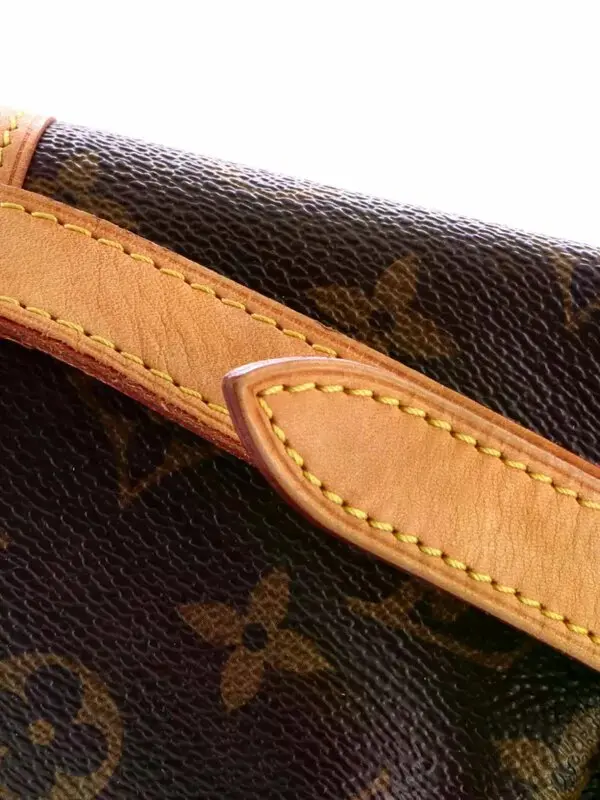 LOUIS VUITTON Menilmontant Handbag Monogram Canvas Mm Crossbody Bag