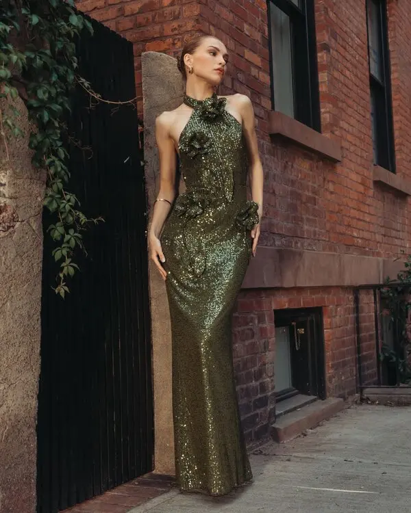 Mac Duggal Green Halter Neck Sequin 3d Flower Column Gown