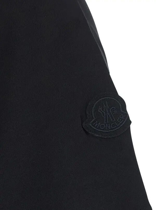 Moncler T-shirt With Logo On The Front And Logo Patch On The Sleeve In Cotton For - Black