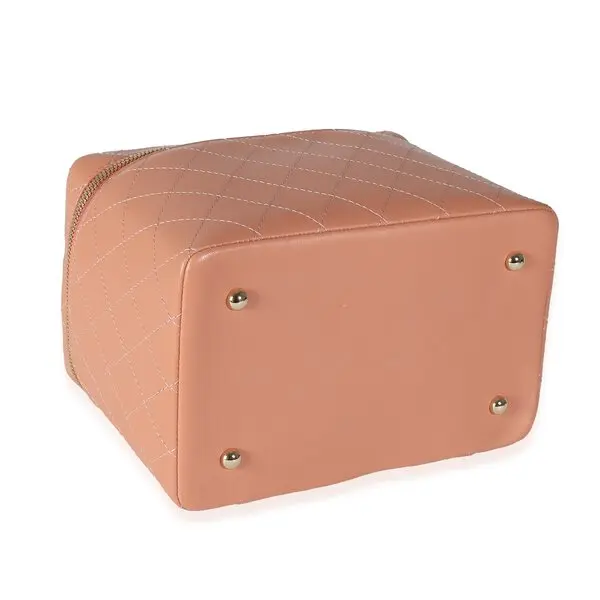 Chanel Quilted Lambskin Knock On Wood Vanity Case