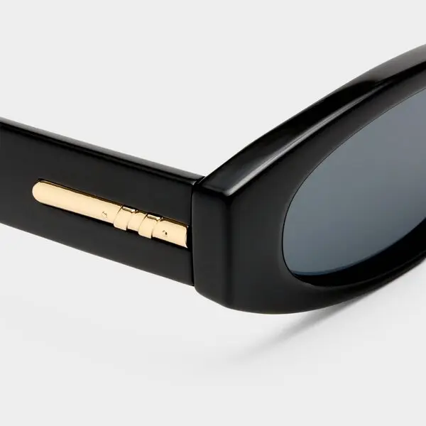 Le Specs Belladonna