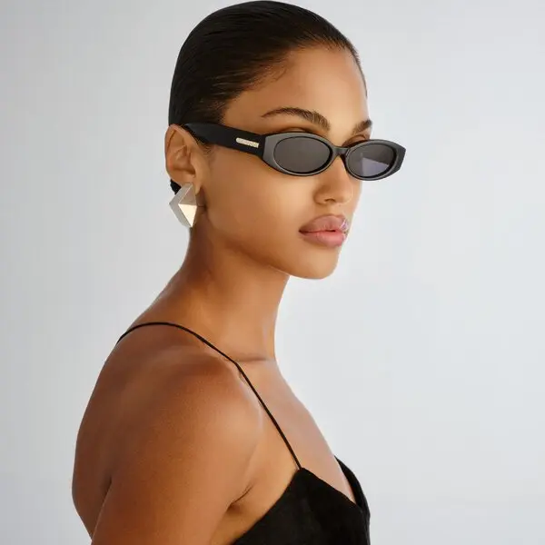 Le Specs Belladonna