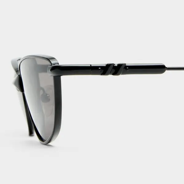Le Specs Thorned