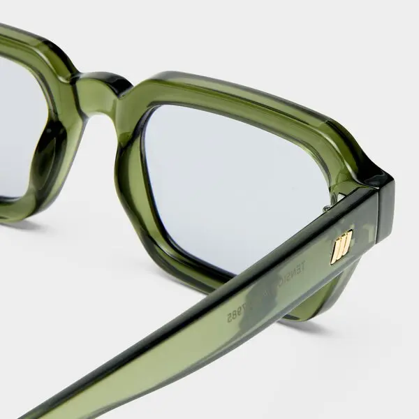 Le Specs Tension