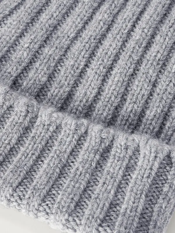 Thom Sweeney Ribbed Cashmere Beanie - Gray