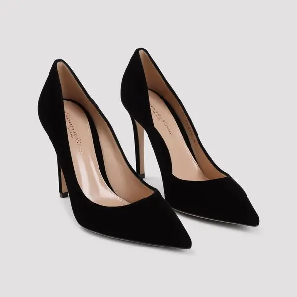 GIANVITO ROSSI 105 Pumps - Black
