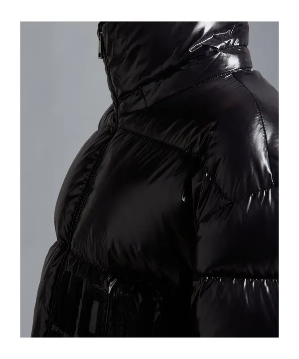 Moncler Abbaye Short Down Jacket - Black